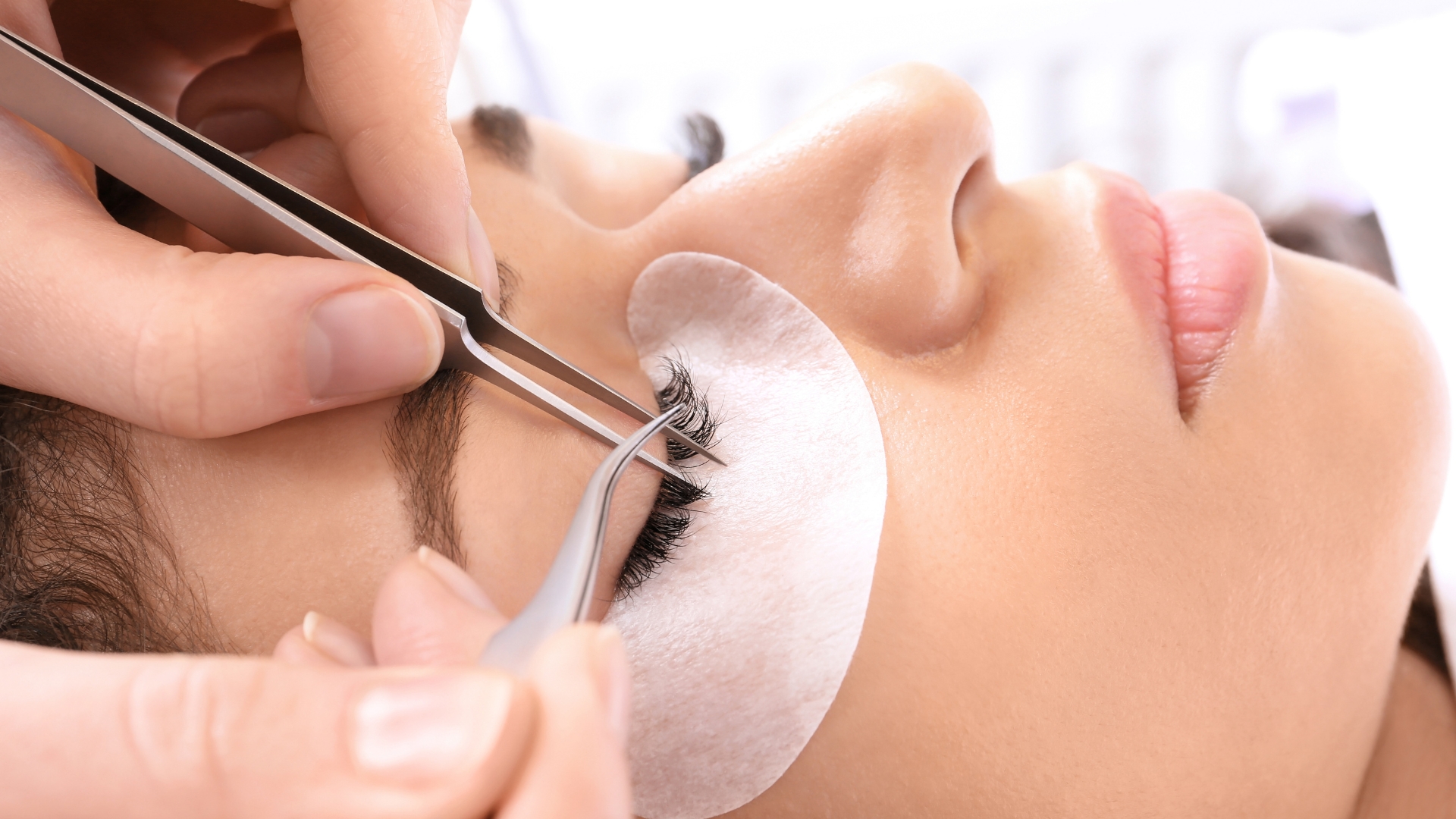Classic + Volume Eyelash Training Course | ESI Miami Beach